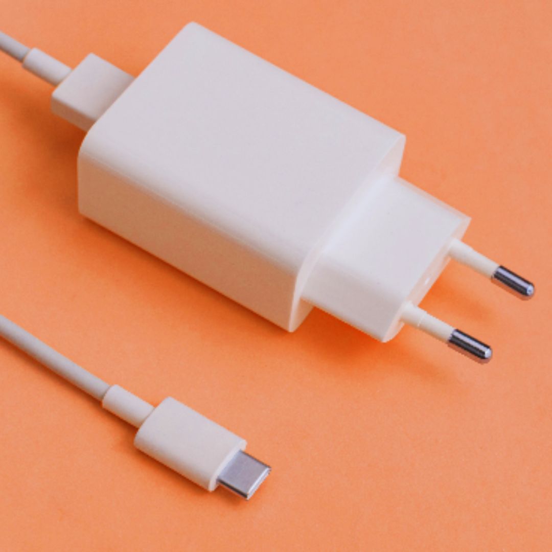 El cargador USB-C será el cargador único para la Unión Europea - Líder ...